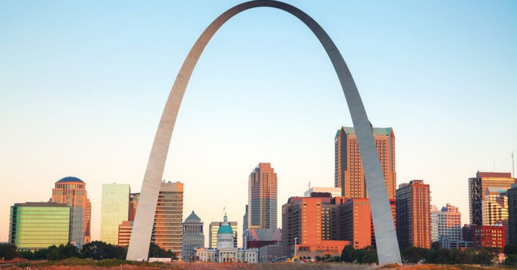 Your Ultimate Guide to Visiting the St. Louis Arch | The Honeymoon ...